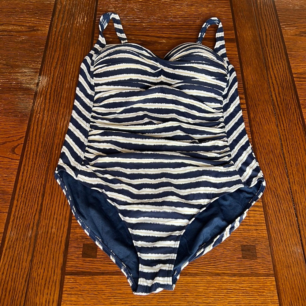 Nip Tuck Swim Navy And Gold One Piece Swim Suit Size … - Gem